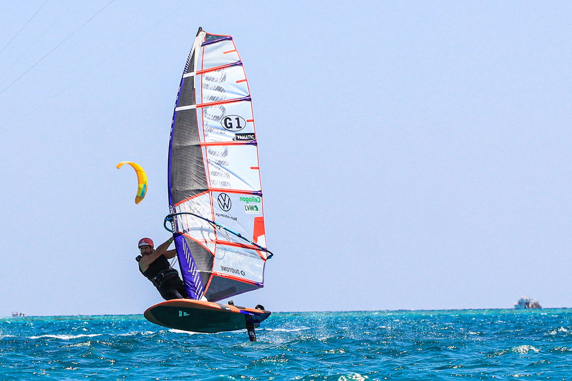 WARP_FOIL 20.23 ᐅ foil racing sail | DUOTONE Windsurfing