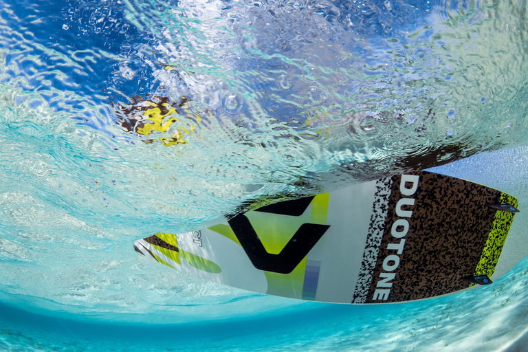 DUOTONE Select Concept Blue ᐅ Lightest Perf. Freeride Kiteboard!